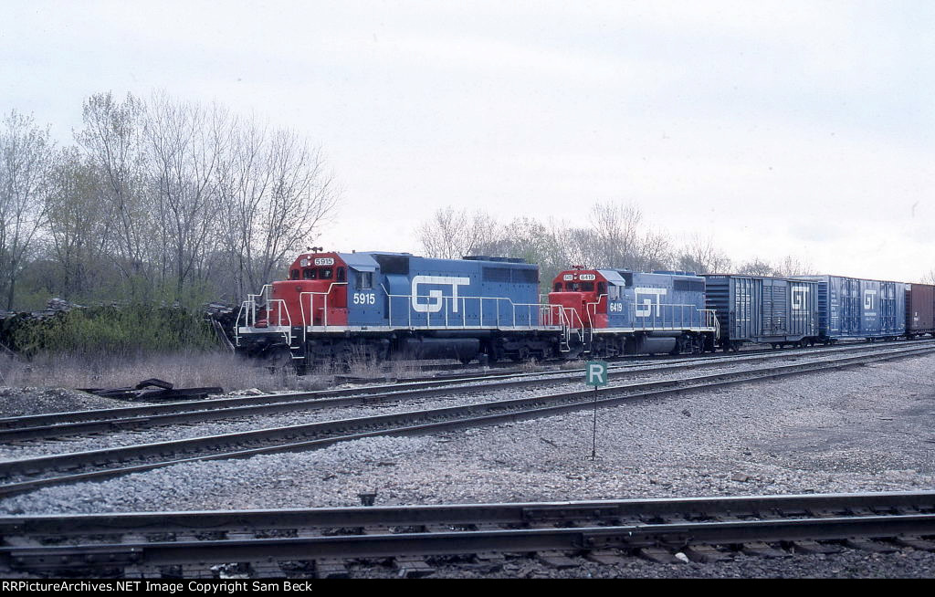 GTW 5915 and 6419